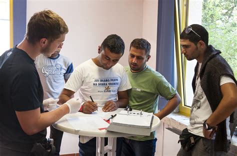 Молба за международна закрила