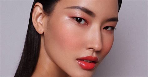 The 17 Best Peach Lipsticks Money Can Buy Who What Wear