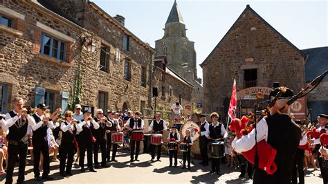 Why Traditional Music And Dance Is So Important In Brittany France