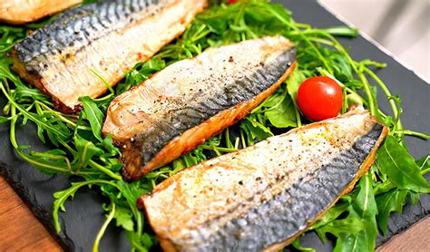 Як смачно посмажити скумбрію на сковороді перевірений рецепт Читайте на Ukr Net