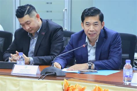 ឧកញ៉ាបណ្ឌិត ហេង វ៉ាន់ដា ដឹកនាំកិច្ចប្រជុំក្រុមការងារផ្នែកឯកជន ក្រុម ដ ផ្នែកអប់រំ