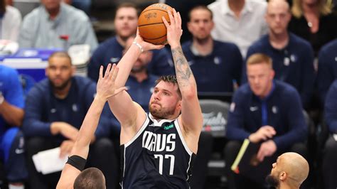 Luka Doncic Highlights Mavs Star Puts Up 29 Points In Blowout Win V