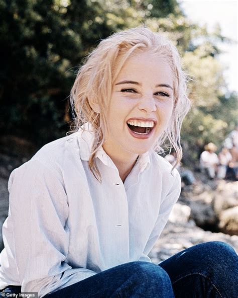 Sue Lyon Now