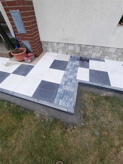 Montaj Pavaj Pavele Dale Borduri Placam Scari Cu Gresie Snagov • Olx Ro