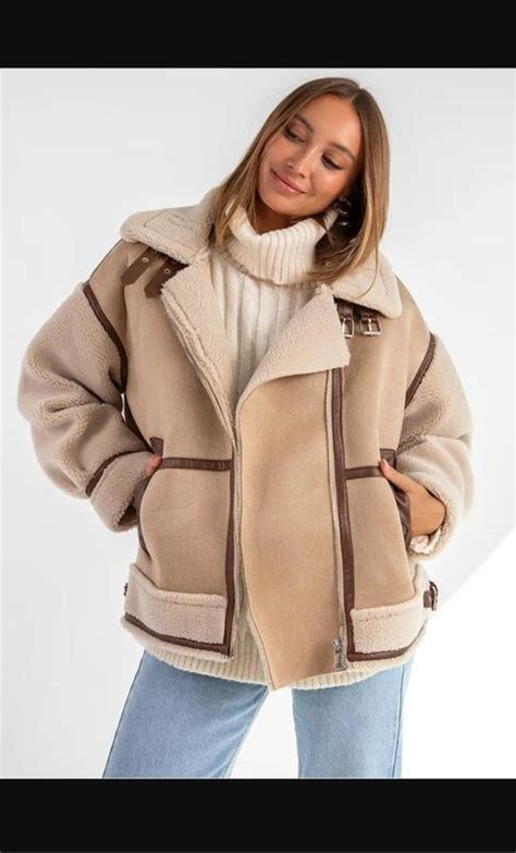 Дубленка — цена 2600 грн в каталоге Дубленки Купить женские вещи по доступной цене на Шафе