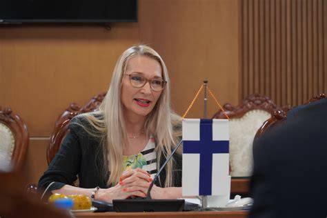 English Below 🤝phái đoàn Embassy Of Finland In Hanoi