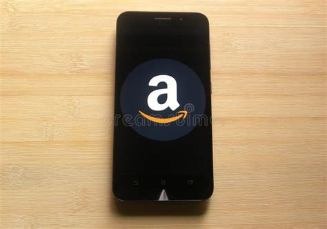 Amazon Assistant Editorial Stock Image Image Of Design 149955319