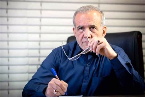 عکسی از مسعود پزشکیان در کنار برادر سعید جلیلی