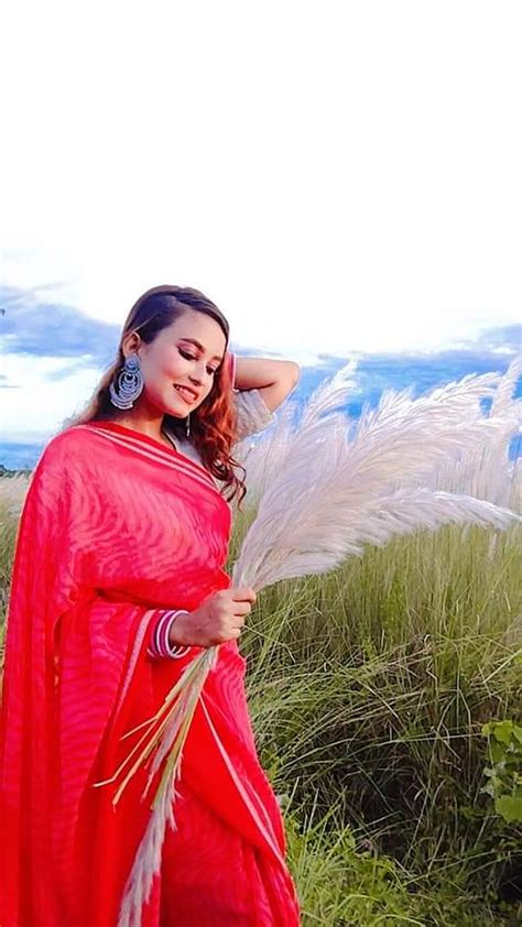 হট গার্লস Hot Girls Facebook