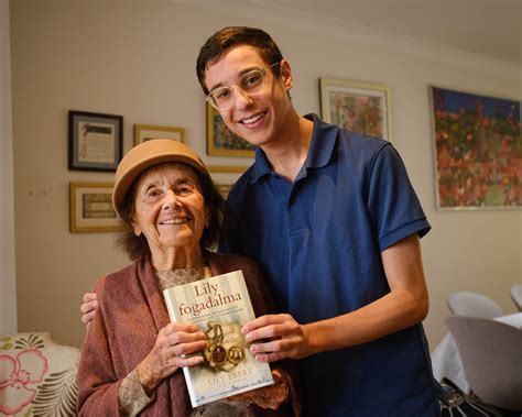 Lily Fogadalma Füles Kartonált Lily Ebert Dov Forman