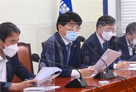 민주당 ‘성비위 사건 박완주 제명 조치