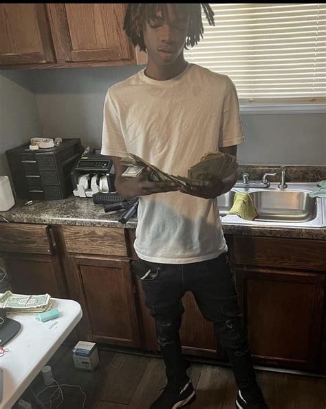 Lil E 23 Mv Dg R Crimeinthed