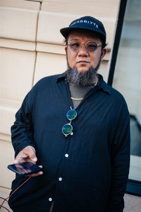 파리 패션위크 스트리트 액세서리 스타일링