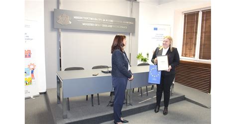 Отличиха 4 общини за най бърз старт на мерки по новия програмен период