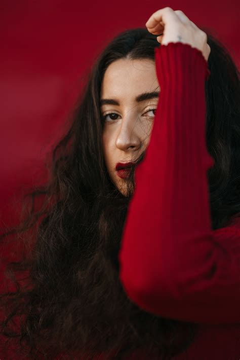 Wafias Dazzling Electro Pop Has A Hidden Political Meaning
