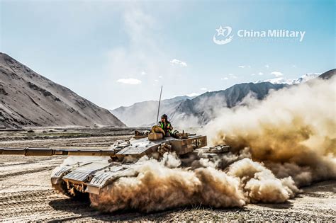 배경 화면 중국 탱크 산들 선전 2000x1333 Sh1706 2211145 배경 화면 Wallhere