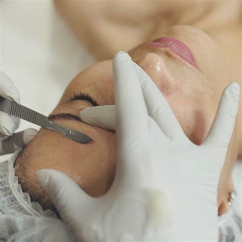 Online Dermaplaning Course Dermaplaning Tutorial Facial Dermaplaning