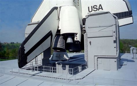 Space Shuttle And Launch Platform Model Display