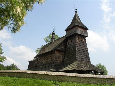 Skansen W Sanoku Kościół Z Bączala Dolnego 1667 Bieszczady