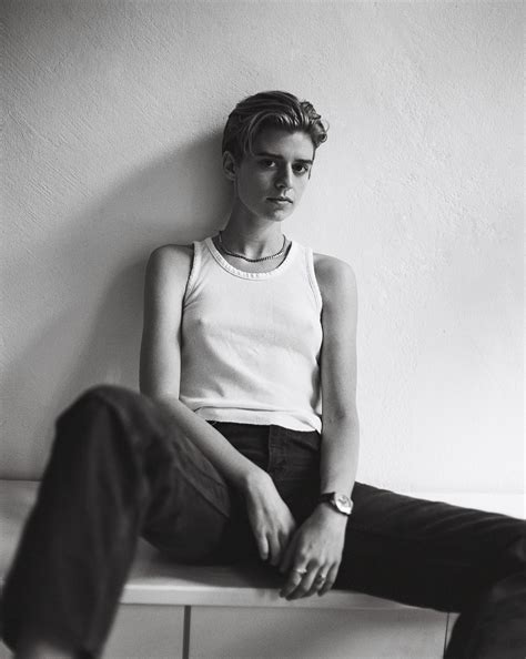 Androgynous Female Models