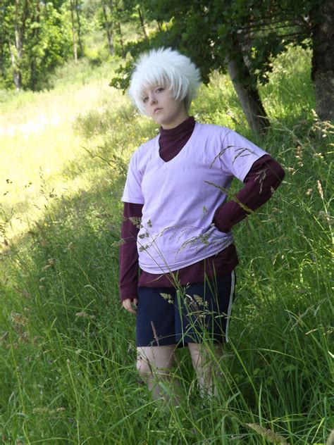 Killua In The Tall Grass By Highlightermelody On Deviantart