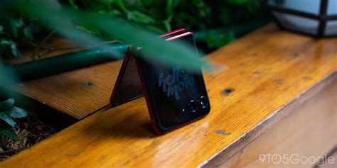 Hands On Motorola S Razr And Razr Bring Needed Change