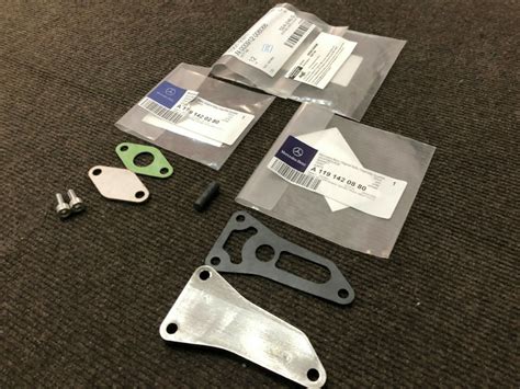 Заглушка ЕГР М119 LH, КЕ на Mercedes-Benz E-Class (W124), Mercedes-Benz ...