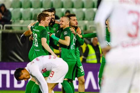 Дъжд от брилянтни голове удави ЦСКА 1948 Лудогорец е на 1 2 финал за Купата ВИДЕО