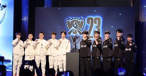 뉴진스와 함께한 롤드컵 결승 미디어데이 T1·웨이보 우승은 우리가