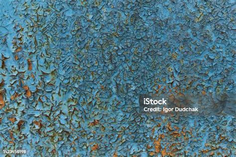 벽에 파란색 페인트를 벗겨 매끄러운 질감 소박한 푸른 그런 지 재료의 패턴 균열이있는 페인트의 여러 층 0명에 대한 스톡 사진 및 기타 이미지 Istock