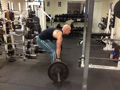 Round Back Deadlift