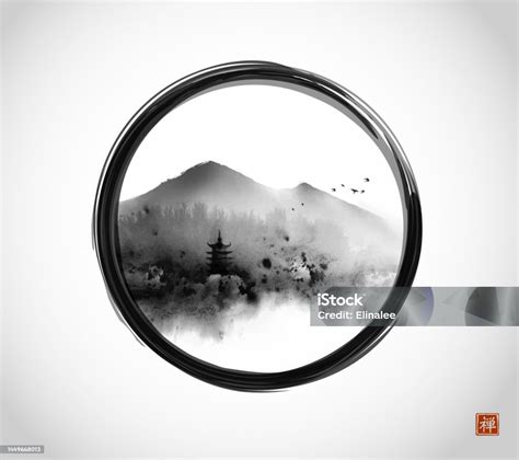 안개 낀 숲 산과 검은 Enso Zen 서클의 탑 사원이 있는 잉크 세척 그림 전통적인 동양 수묵화 수미에 우신 고화 상형 문자 번역 선 0명에 대한 스톡 벡터 아트 및