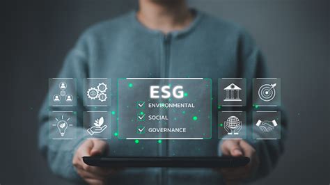 Esg 환경사회지배구조 투자사업 개념 Esg 아이콘을 보여주는 여성 Esg 지속가능성 및 기업의 사회적 책임 분석 Esg 보고서 지속가능한 환경 녹색 부귀에 대한 스톡 사진