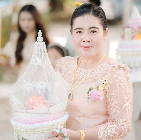 เพจความรู้สึก หายวันหายคืน ต้องเต ตาต้า และเพื่อนๆ เข้าเยี่ยม จ่าลอด หรือด้งเด้ง หลังอาการดี