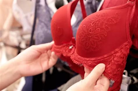 ‘this Is How Often My Friend Washes Her Bra I Was Completely