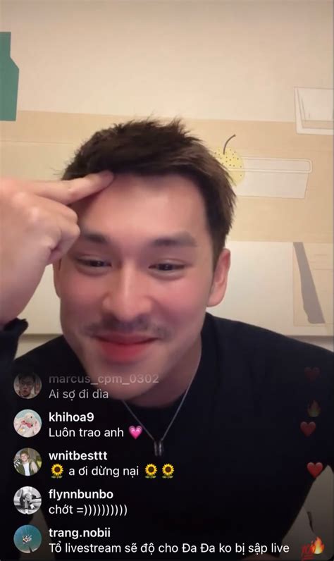 Cười Chết Anh Minh ảnh Hát Say Sưa Còn Bên Dưới Chúng Tôi Ngồi