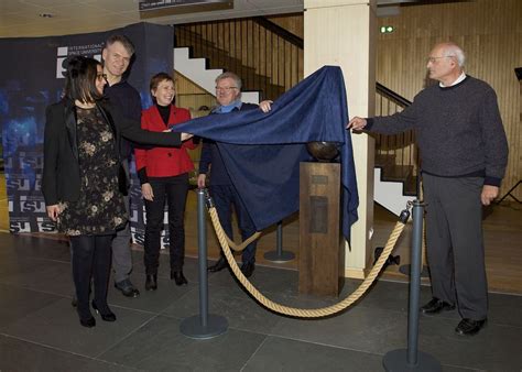 Félicette Has Landed Memorial For First Cat In Space Unveiled In