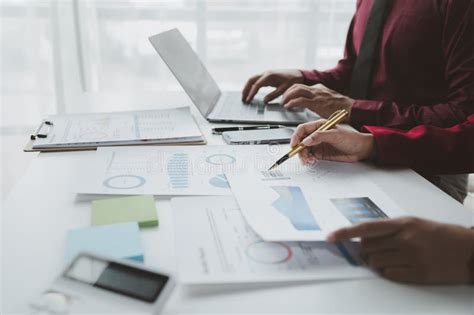 Start Up Company Meetings Brainstorming Meetings To Plan Business Strategies Creating