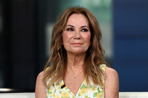 Kelly Ripa Reagiert Auf Kathy Lee Fords Leugnung Ihres Buches