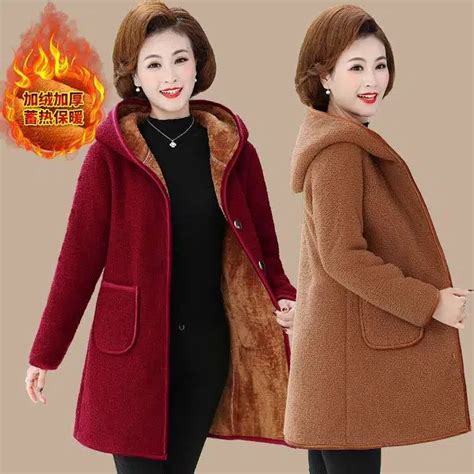 신제품 중년 여성 겨울 한국 양털 플러시 코트 면 패딩 자켓 어머니 의류 루즈한 여성 롱 파카 2022