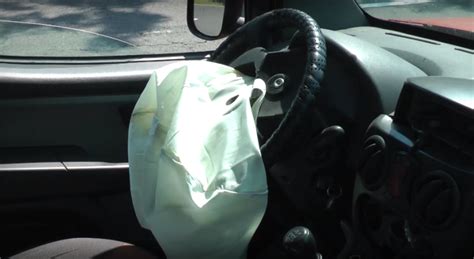 НЯМА КРАЙ Нова тежка катастрофа на пътя убиец Плевен Луковит СНИМКА Информационна агенция ПИК