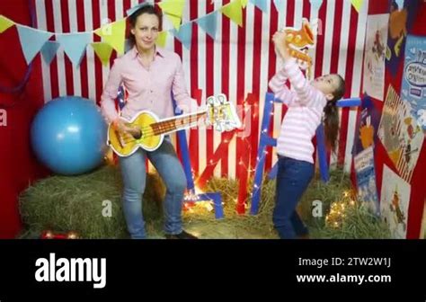 Instruments Cardboard Models Stock Videos And Footage Hd And 4k Video Clips Alamy