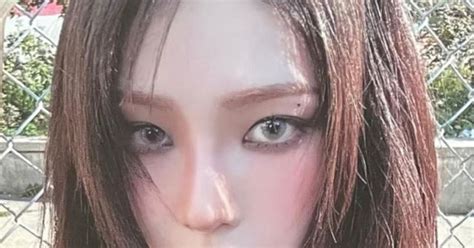 카리나 포카 뒷면 ㅎㄷㄷ