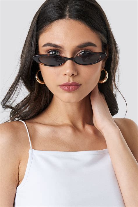Slim Pointy Cat Eye Sunglasses Brown Na