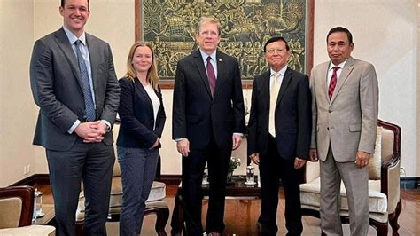 លោក កឹម សុខា បន្ត ជួប អង្គទូត ប្រទេស លោកសេរី មុន តុលាការ ប្រកាស សាលក្រម សំណុំ រឿង ក្បត់ ជាតិ