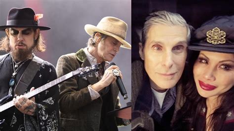 He Will Recover Perry Farrells Wife Says He Is Seeking Professional