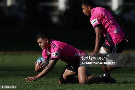 Daniel Rona Photos And Premium High Res Pictures Getty Images