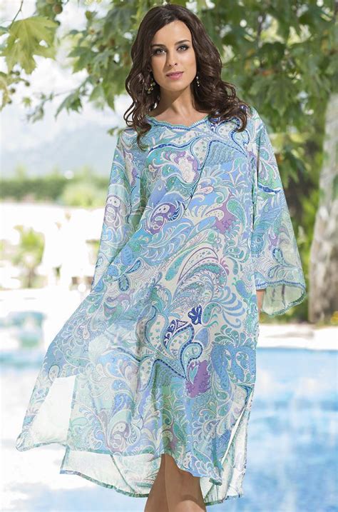 Халаты для полных девушек 60 фото Retro