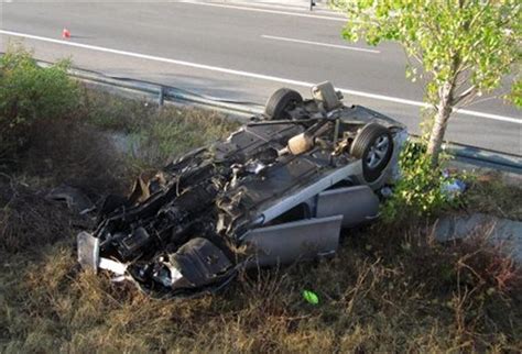 Баща и син са в болница след катастрофа