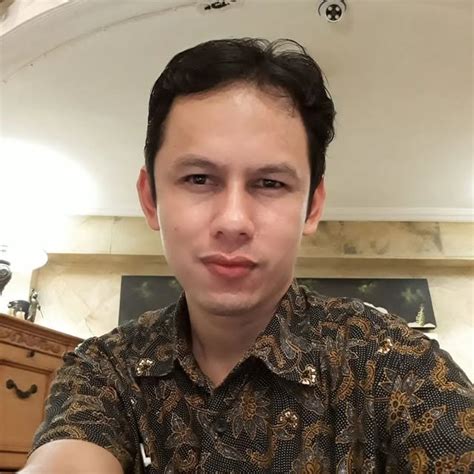 Herman Susilo Hermanrooy • Threads Say More